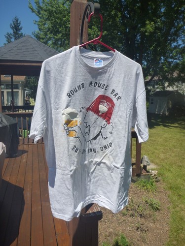 Round House Bar Put-In-Bay Ohio grey XL shirt EUC | eBay