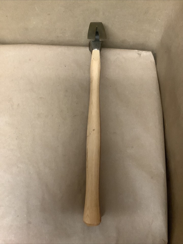 Berylco H 60 Bronze Brass Claw Hammer With Wooden Handle - Copper/Tan ...