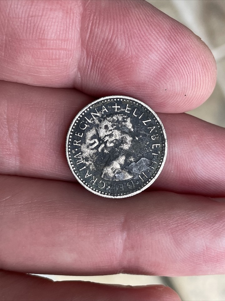 Great Britain - Queen Elizabeth II 1st Portrait Sixpence 1957 Copper ...