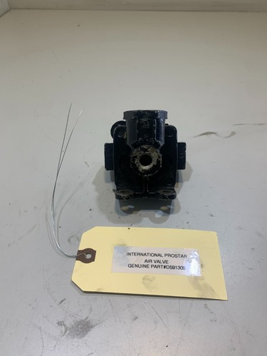 Genuine International Prostar Air Valve D591309 OEM Warranty | United ...