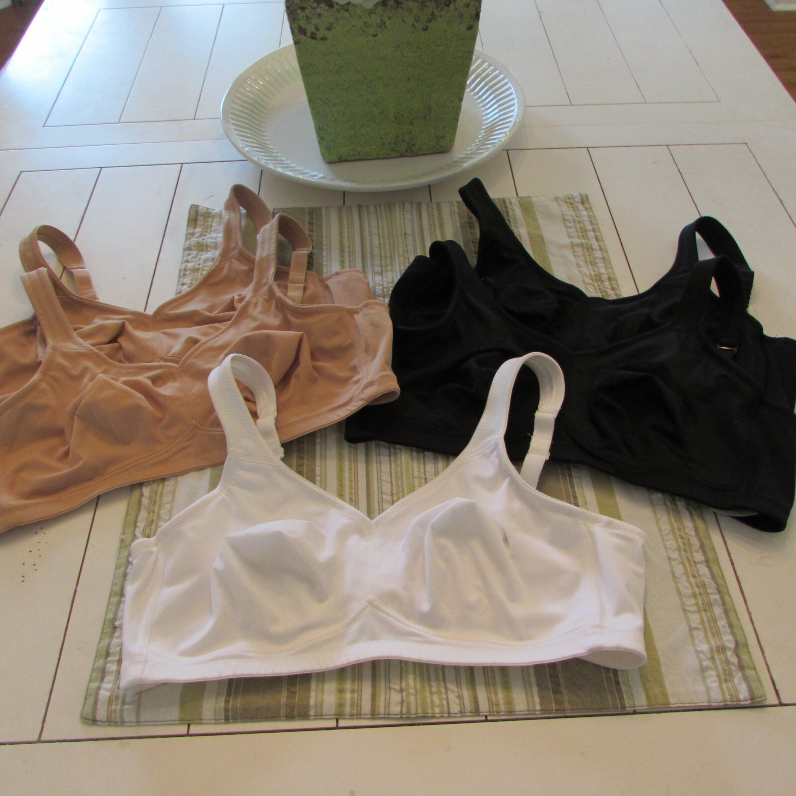 5 Mastectomy Bras 42A Left) Anita Pocketed for Prosthesis Brand New ...