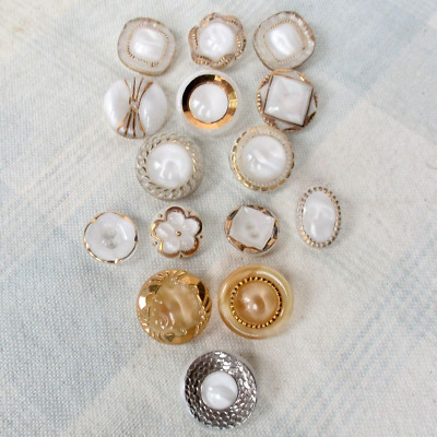 Sewing (Pre-1930) - Antique Sewing Buttons