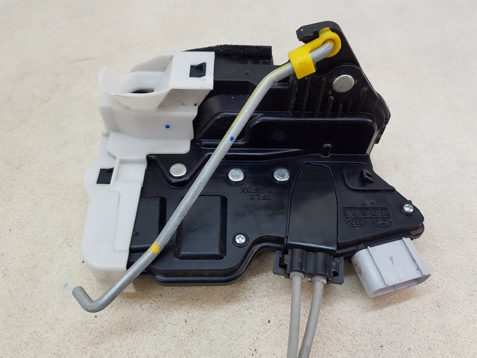 KIA OPTIMA 2 TF 11-15 4DR SALOON REAR PASSENGER DOOR LOCK MECHANISM ...
