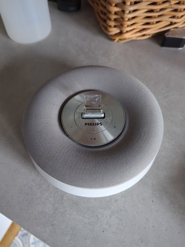 iPhone/iPod Docking Speaker Clock Light - Phillips Model Ds1100/12 | eBay