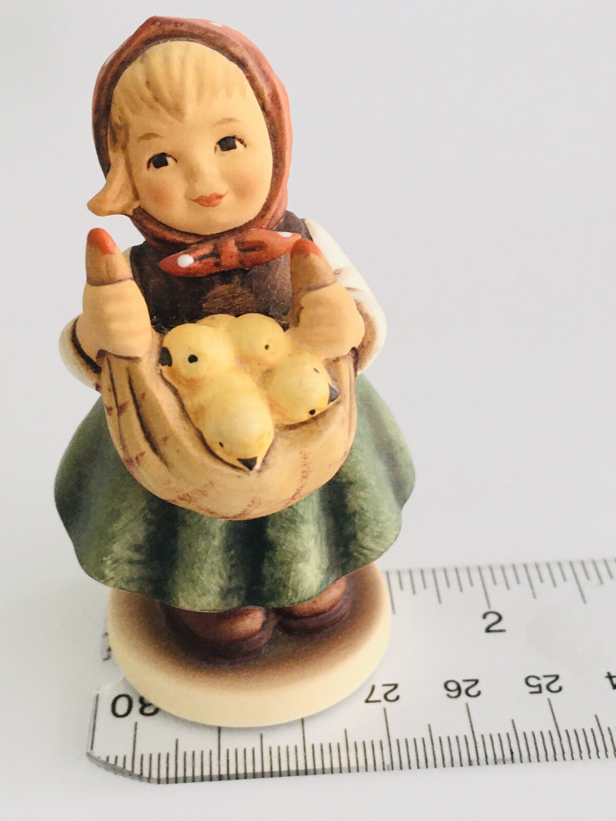 M.J. Hummel Figurine 385/4/0 1987 Chicken-Licken Goebel Germany ...