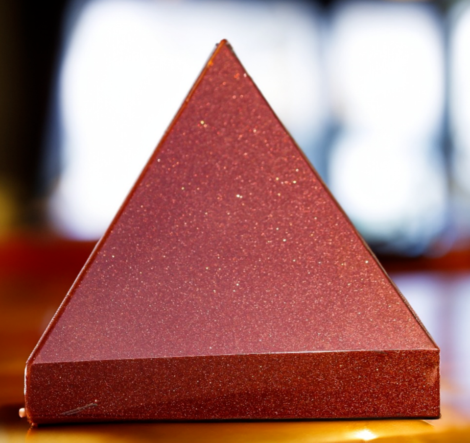 110MM Red Goldstone Pyramid Red Sandstone Crystal Healing Metaphysical ...