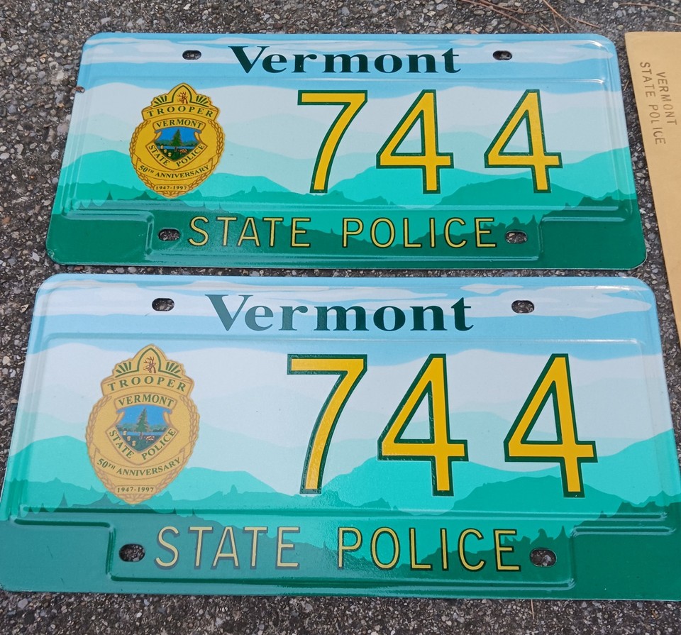 Set of Vermont State Police License Plates 744 New Old Stock w ...