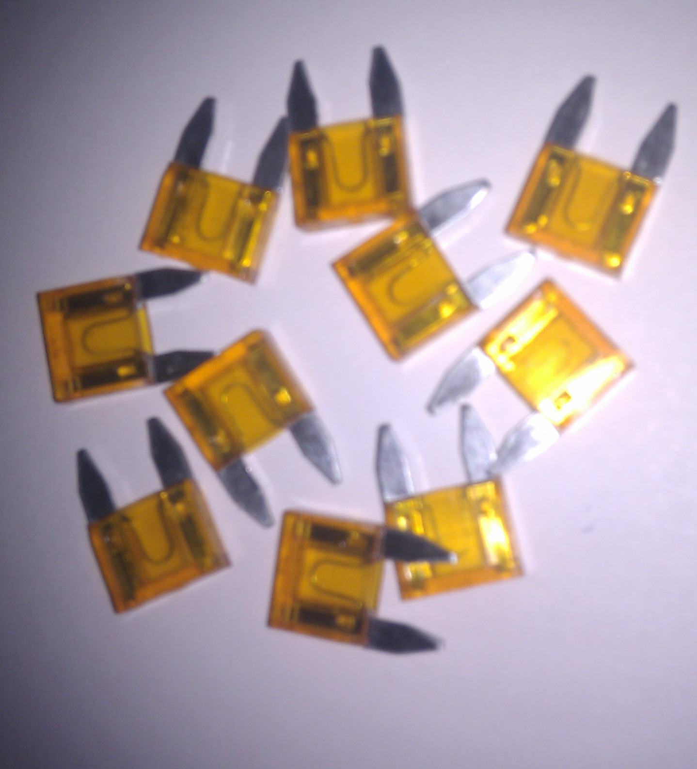 5amp ORANGE MINI BLADE FUSES 11mm LONG SMALL SPADE FUSE PACKET OF 5 ...