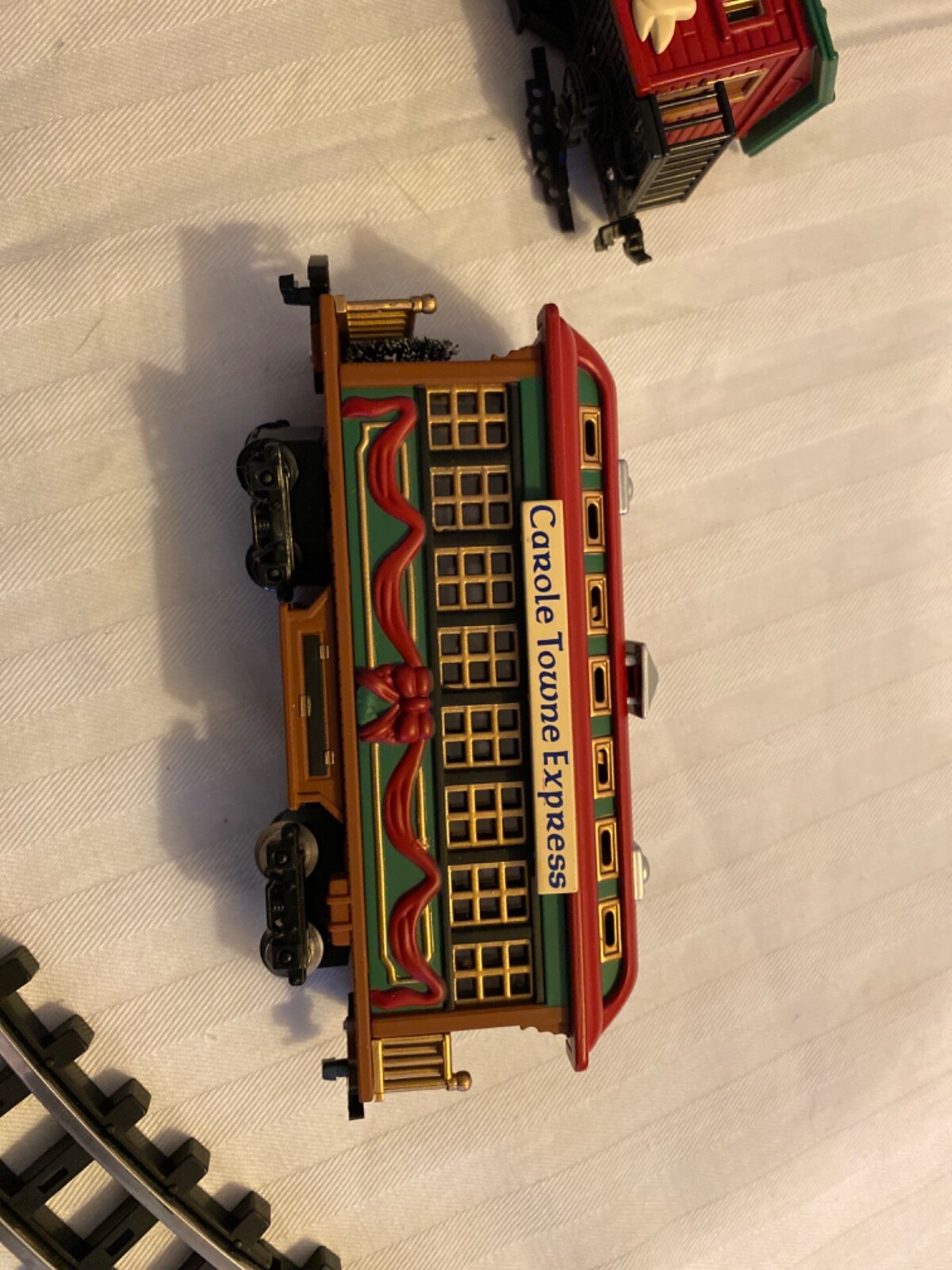 Lemax Carole Towne Express Holiday Village Train Set w/ 24” Circular ...