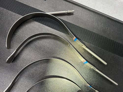 Automated Medical Iron Intern Retractor Rectal Set, Fiber Optic Blades ...