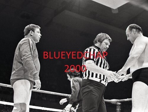 RAY STEVENS VS VERNE GAGNE WRESTLER 8 X 10 WRESTLING PHOTO AWA | eBay