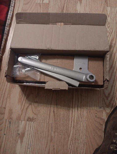 LCN 4040XP RW/PA Regular Arm and Parallel Arm | eBay