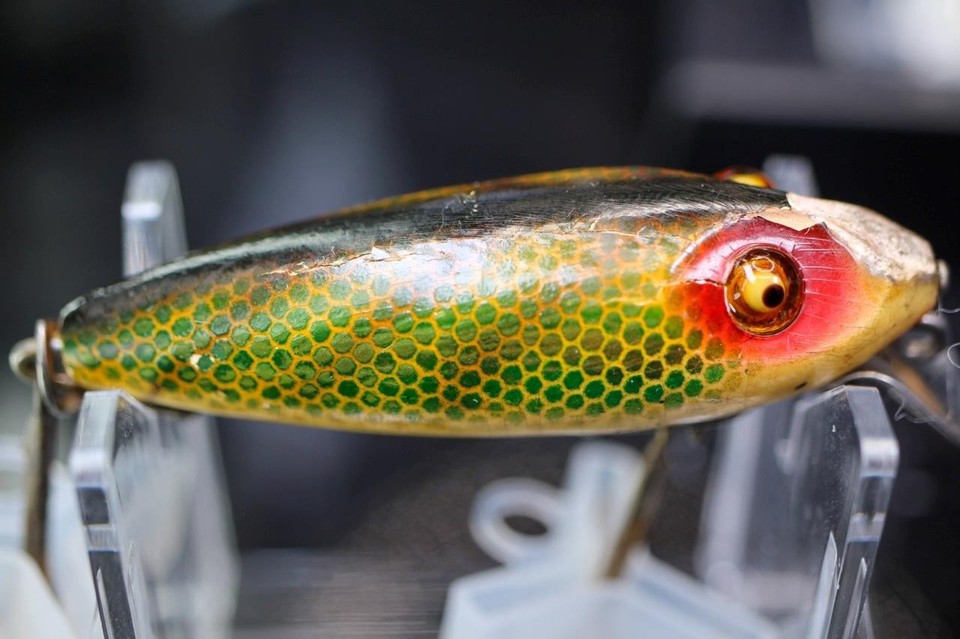 HEDDON WOODEN River Runt with Glass Eyes GREEN SCALE LETTERS PERCH Lure ...
