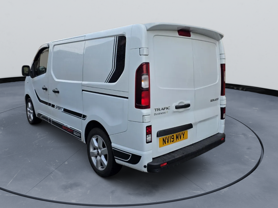 2019 19 REG RENAULT TRAFIC BUSNESS PLUS DCI 27 125 DAMAGED REPAIRED CAT ...
