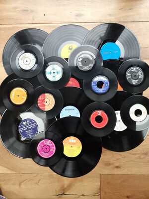 Job lot of 10 x 12 inch & 10 x 7 inch vinyl records for craft upcycling ...