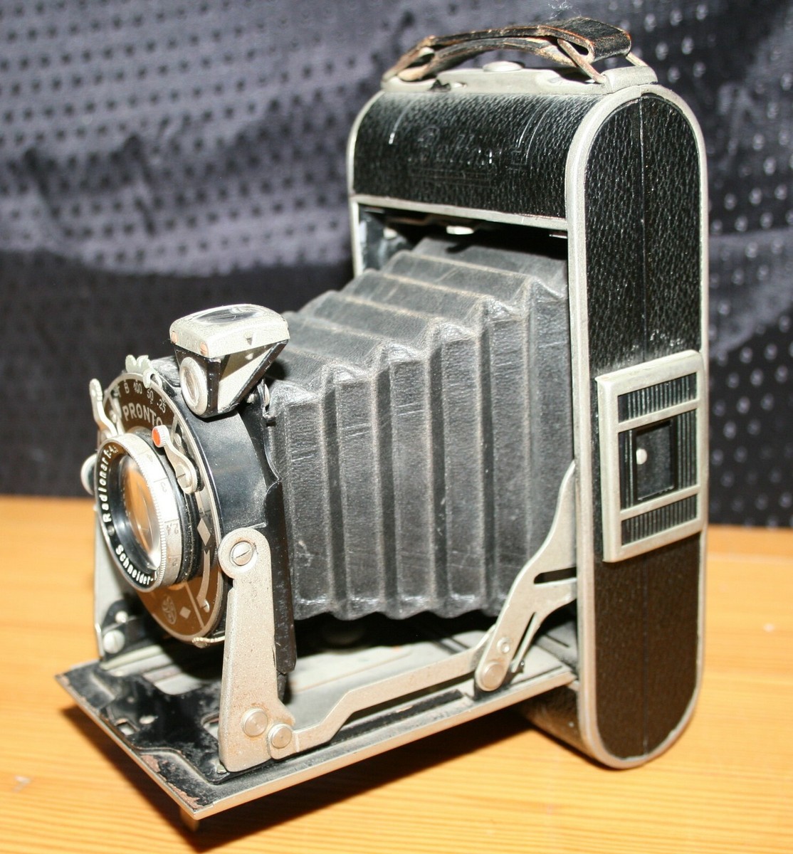 Vintage Kamerabakgrunner 999+ Vintage Kamera Bilder | Laden Sie