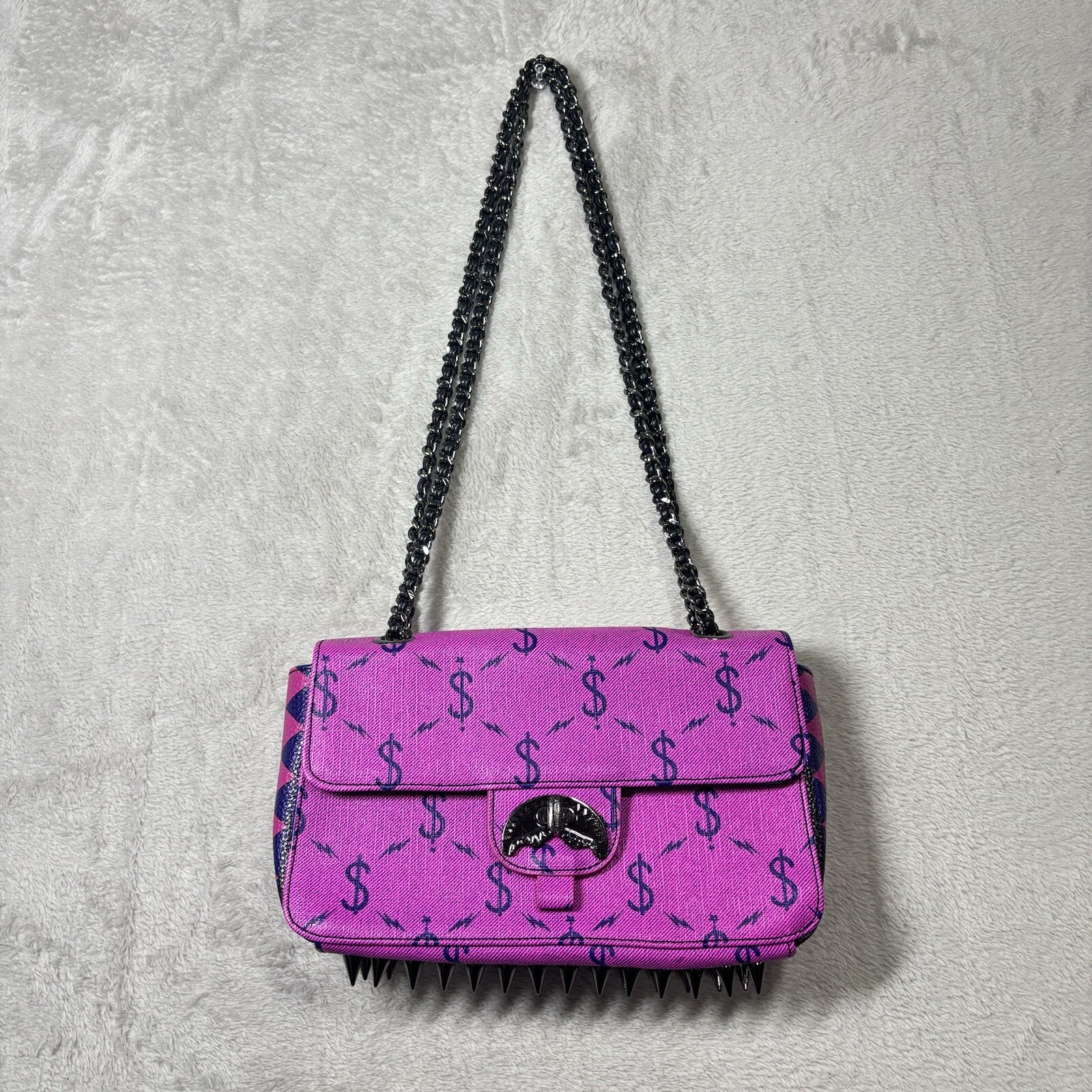 Sprayground Snapdragon Gold Chain Shark Handbag limit… - Gem