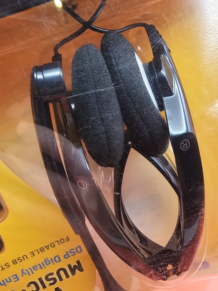 Plantronics DSP-400 Digitally Enhanced USB Foldable Stereo Headset ...