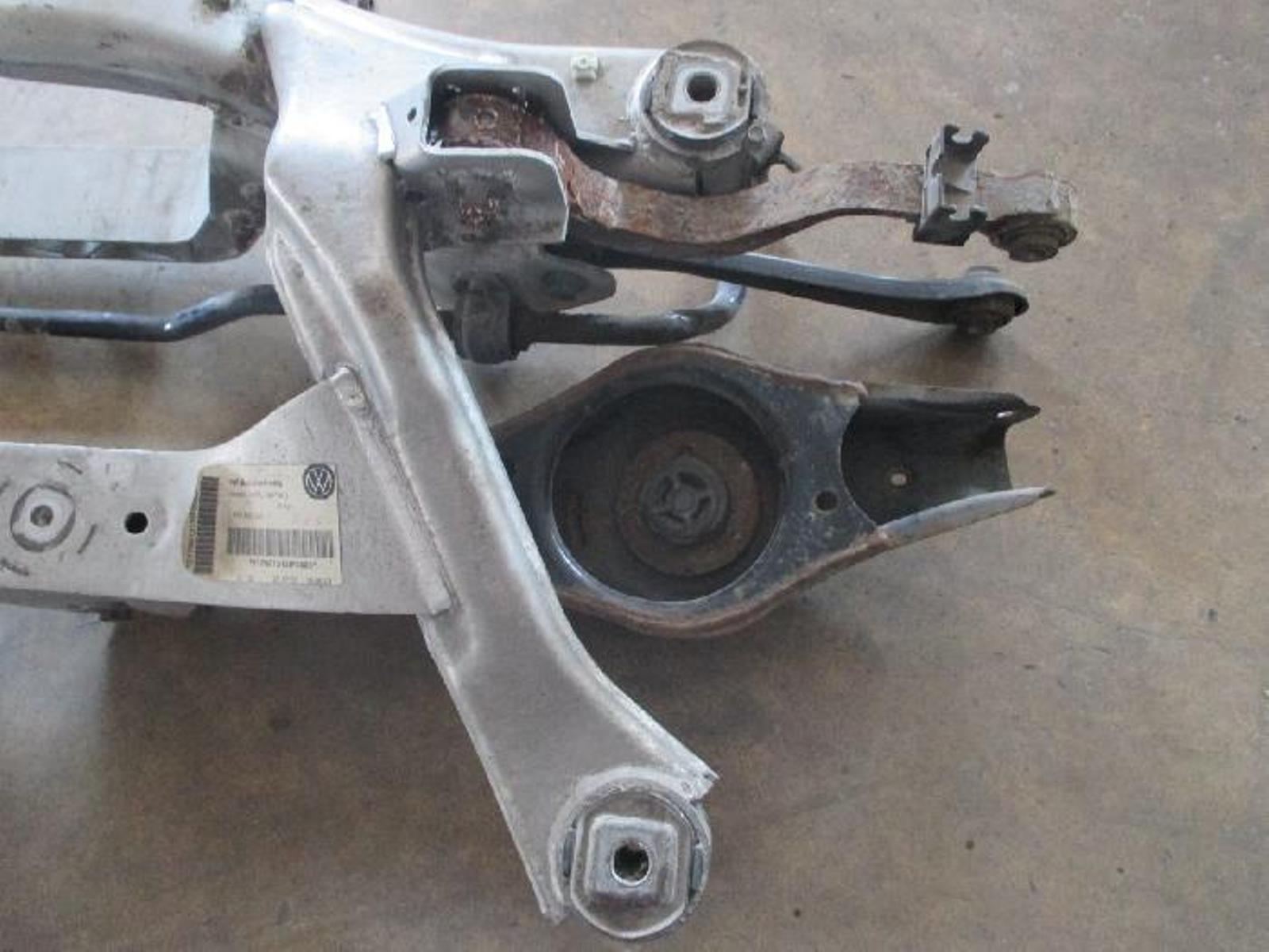 Achse hinten Hinterachse AUDI A3 S3 8P VW Golf 5 6 R32 QUATTRO V6 ...