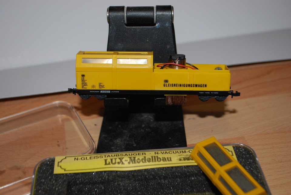 n gauge Dapol class 66 66152 DB Schenker and Lux 9060 Sx Digital Track ...