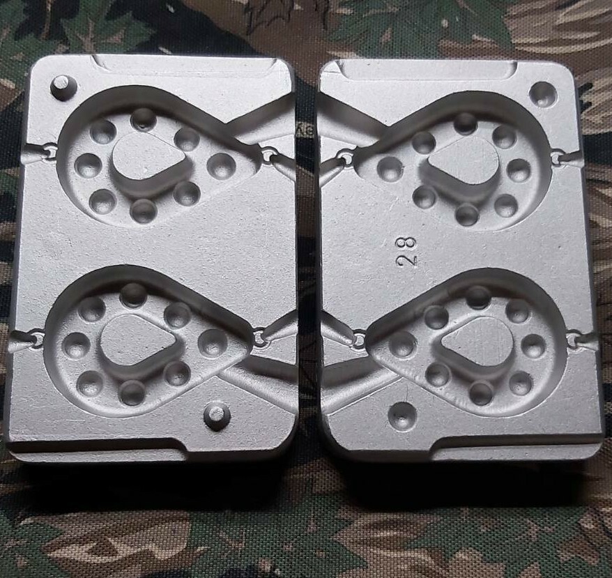 Grip Fishing Moulds Pear Bomb lead weight mould carp ledgering Cheap ...