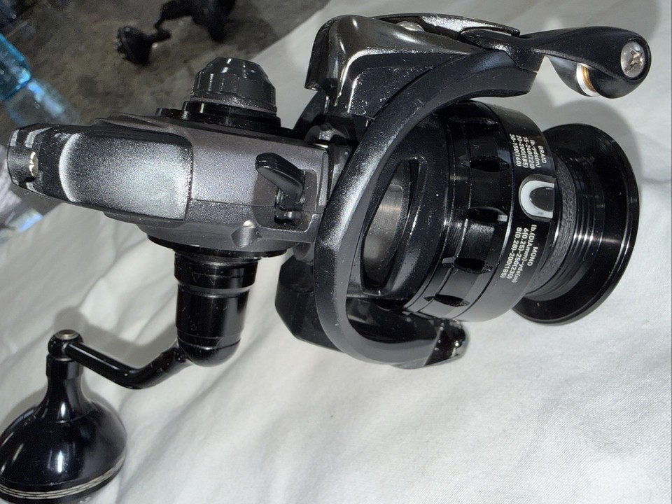 Daiwa Spinner Saltist BackBay 4000 LT Spinning Reel | eBay