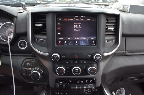 2019 RAM 1500 8.4" UCONNECT 4 OEM RADIO W/ CONTROL PANEL & RECEIVER UAM ...