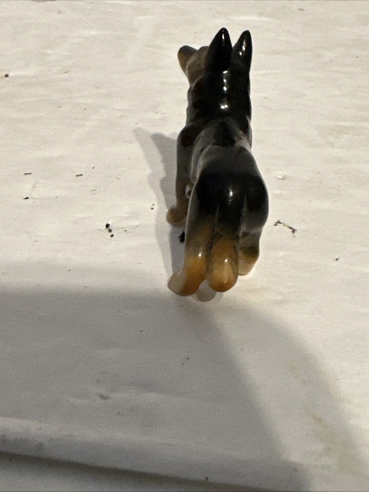 VINTAGE BUG HOUSE JAPAN GERMAN SHEPHERD DOG BONE CHINA MINIATURE ...