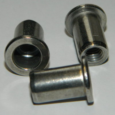 50 Edelstahl Blindnietmuttern M6 Flachkopf glatt 0,5-3,0mm Nietmutter ...