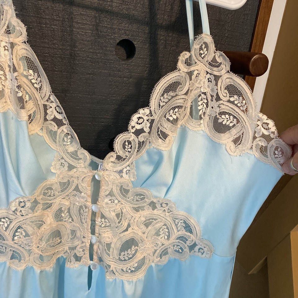 Eve Stillman Vintage negligee collection 80s Nightgown Pale Blue Beige ...
