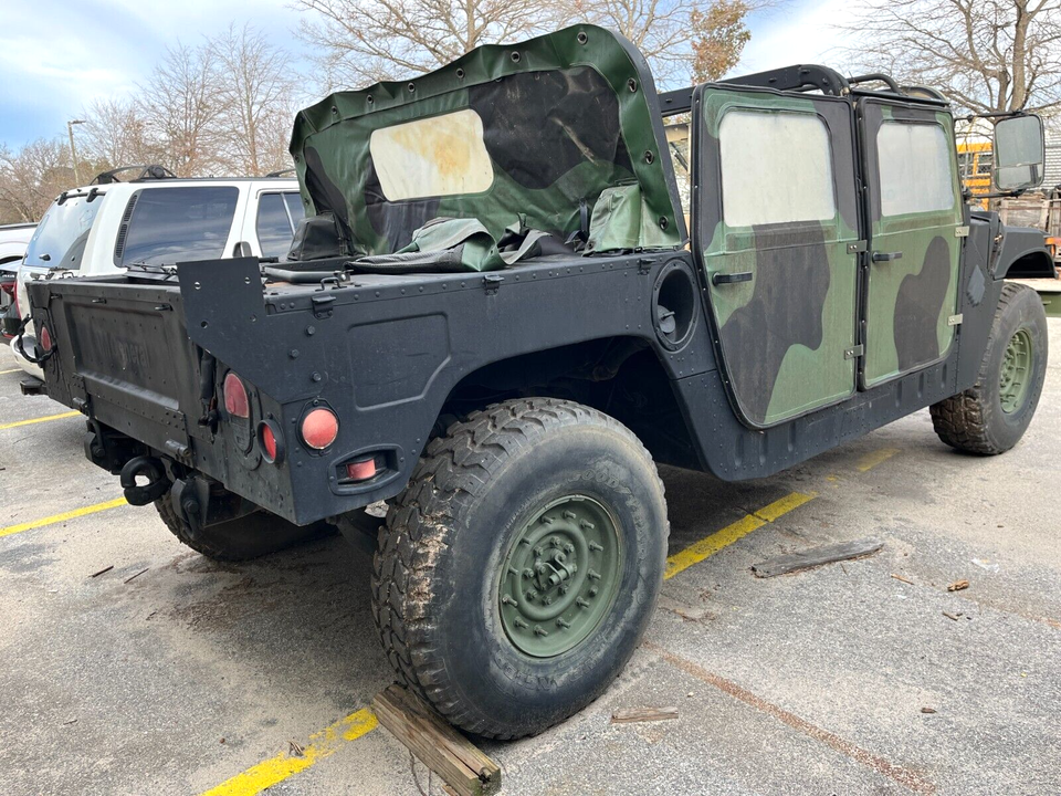 M998 4 MAN WITH CAMO SOFT TOP HUMVEE HMMWV WITH 67,220 MILES FOR SALE ...