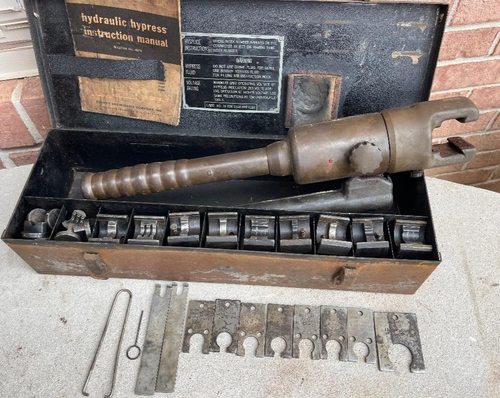 Burndy Y34A Hydraulic Hypress Terminal Crimper with Dies and Gauges in ...