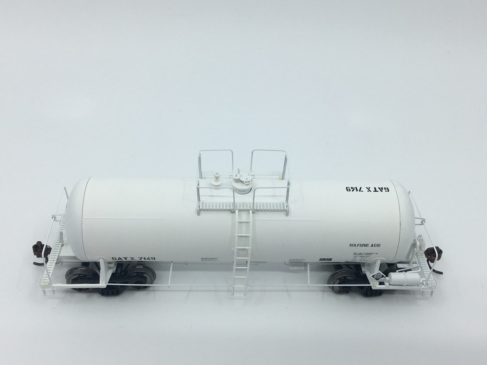 HO Athearn Genesis G68333 GATX UTC 13K Gallon Acid Tank Car #7149 | eBay