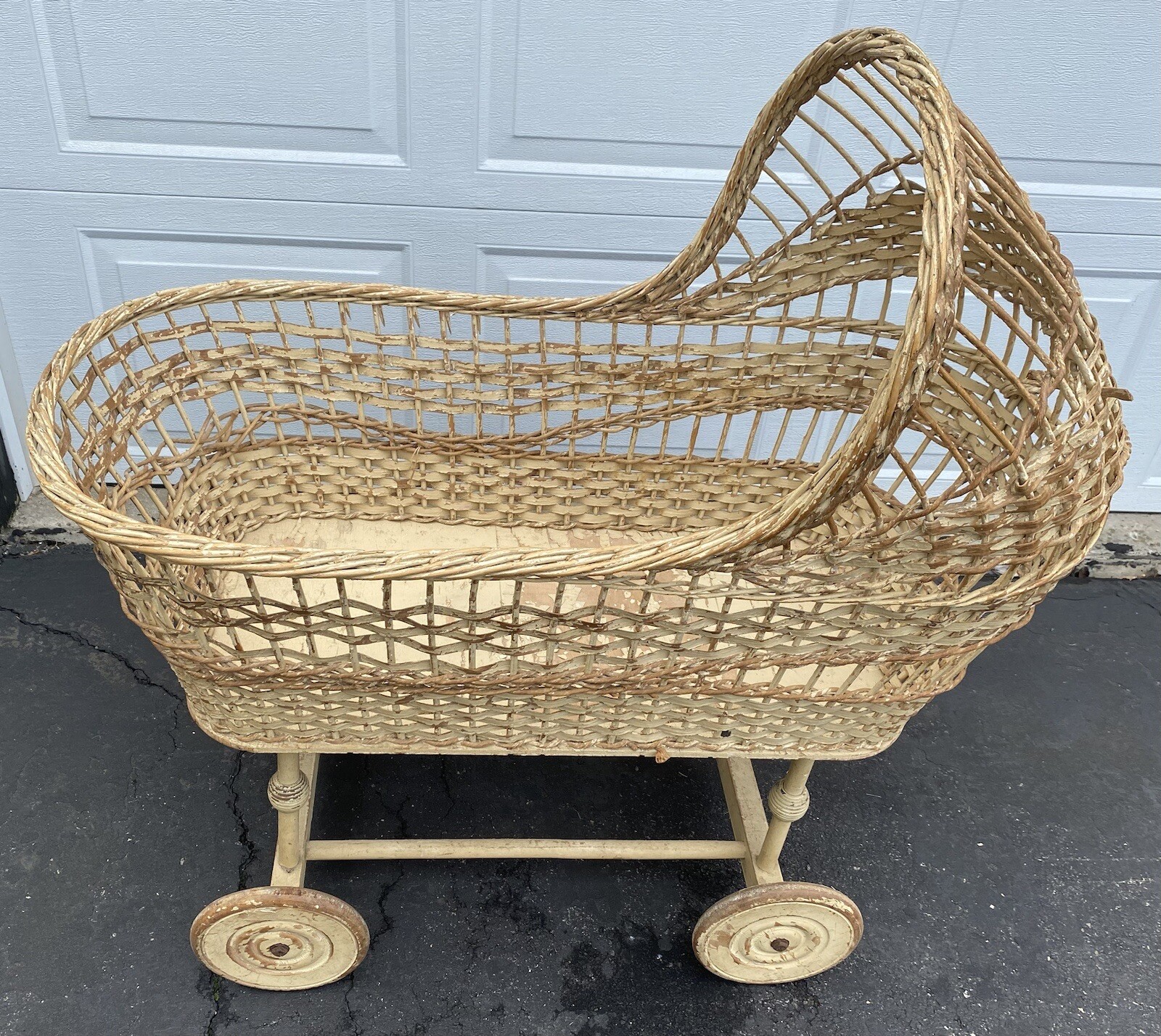 Antique Vintage Wicker Baby Bassinet With Wheels | eBay