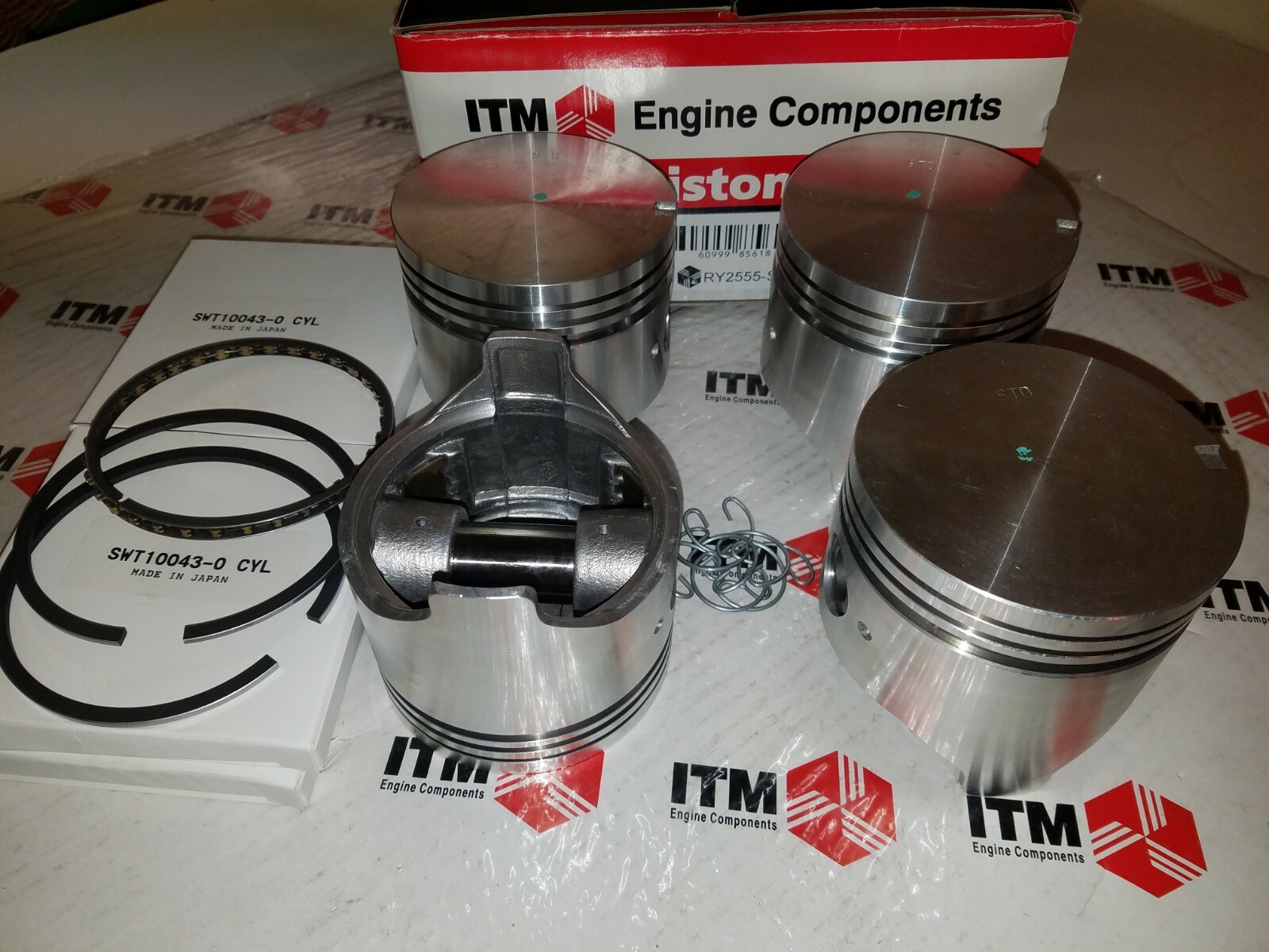 Toyota 18RC Celica Pickup & Corona 72-74 Engine Pistons & Rings Set (4 ...