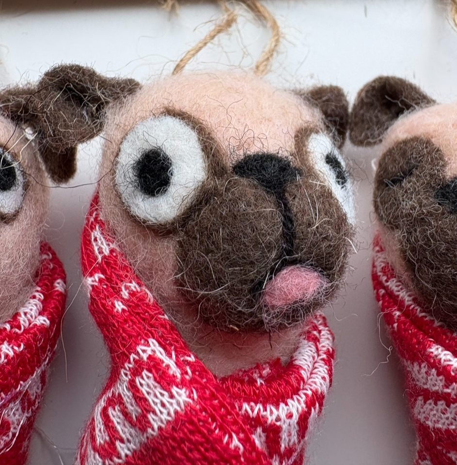 SET OF 3 "FELT PUGS IN RUGS" CHRISTMAS HANGING DECORATIONS. NEW. 8 X 5 ...