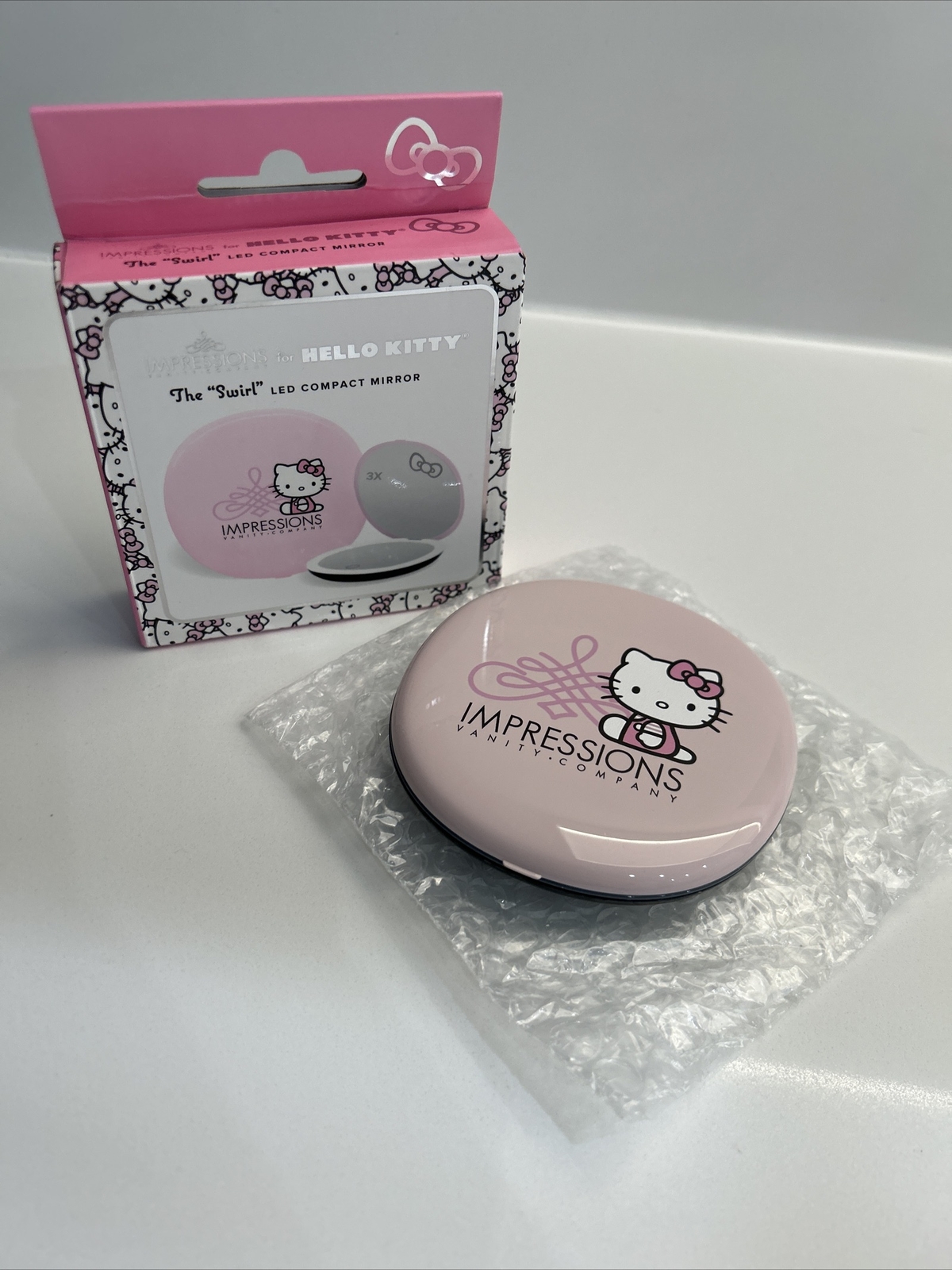 Impressions Vanity Hello Kitty Signature LED Compact Mirror, Pink New ...