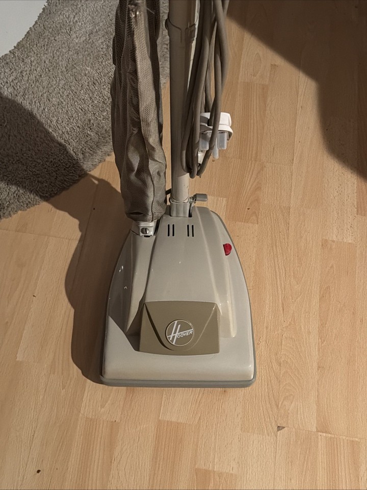 HOOVER Vintage Junior upright vacuum cleaner. Mod. 1334A 1960s. Lovely ...