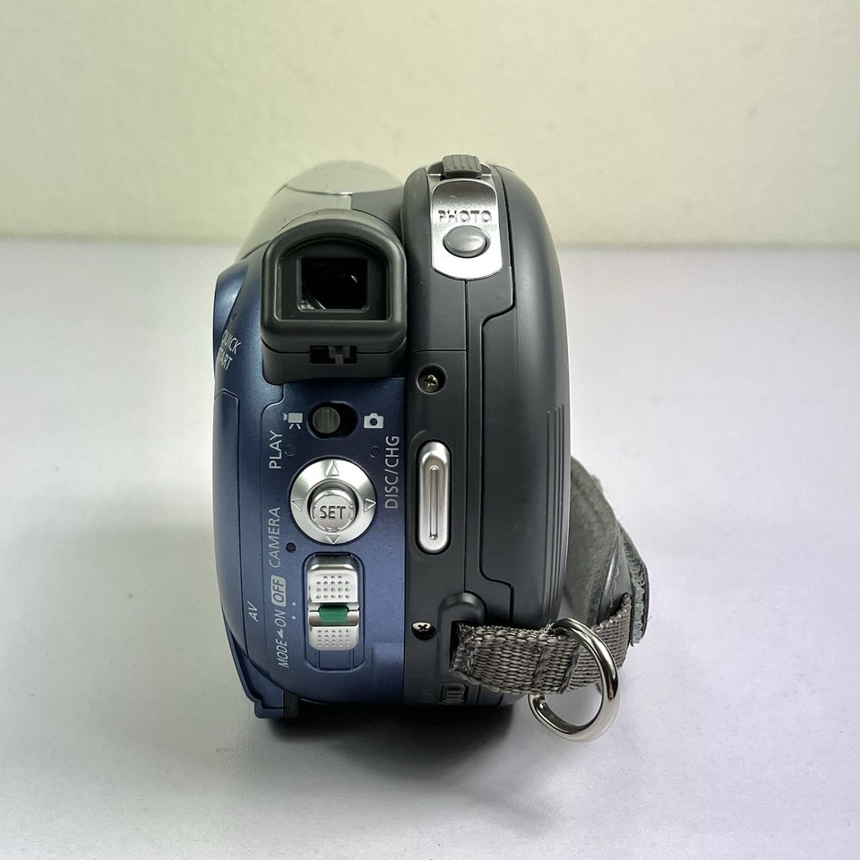 Canon DC210 DVD Camcorder 35x Optical Zoom W/ Battery TESTED WORKS | eBay