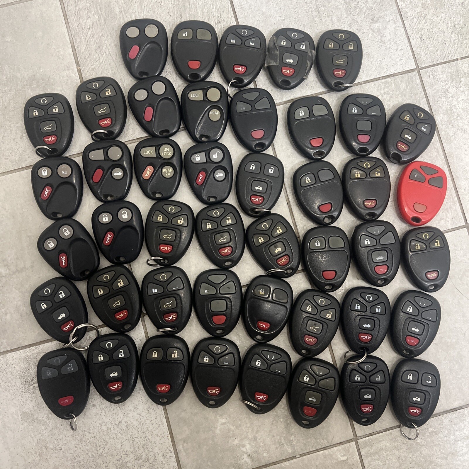 Lot OF 45 Gm Gmc chevy buick remote key fob oem remotes assortment oem ...
