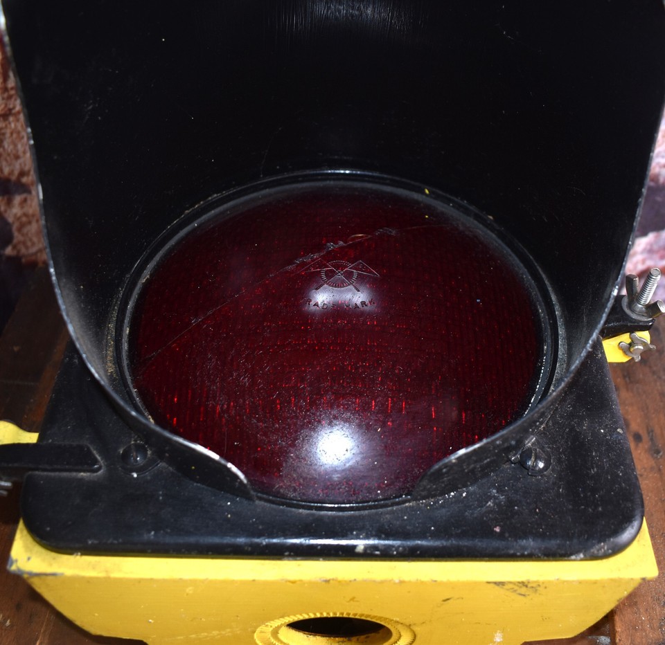 Vintage Original Eagle Signal Heavy Duty Metal Traffic Light Stop Light ...