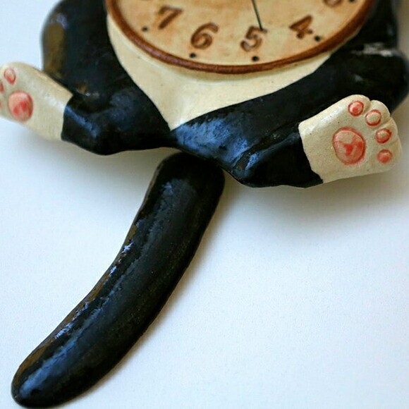 Japanese Lucky Cat Manekineko Ceramic Wall Clock Tail Swinging Black ...