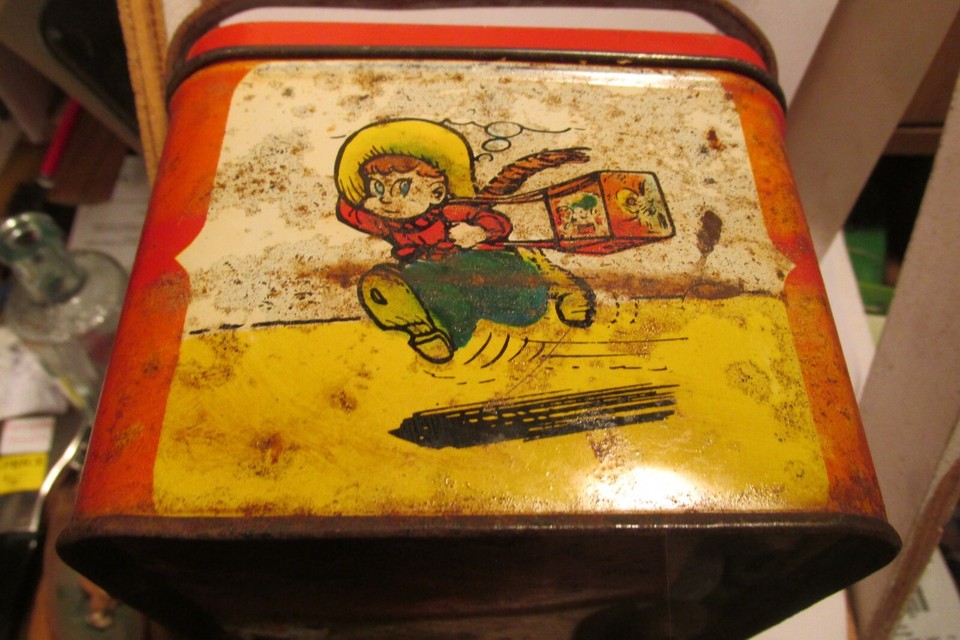 vintage tin lunch box-Joe Palooka lunch kit 1948 Ham Fisher 7" long 4 ...