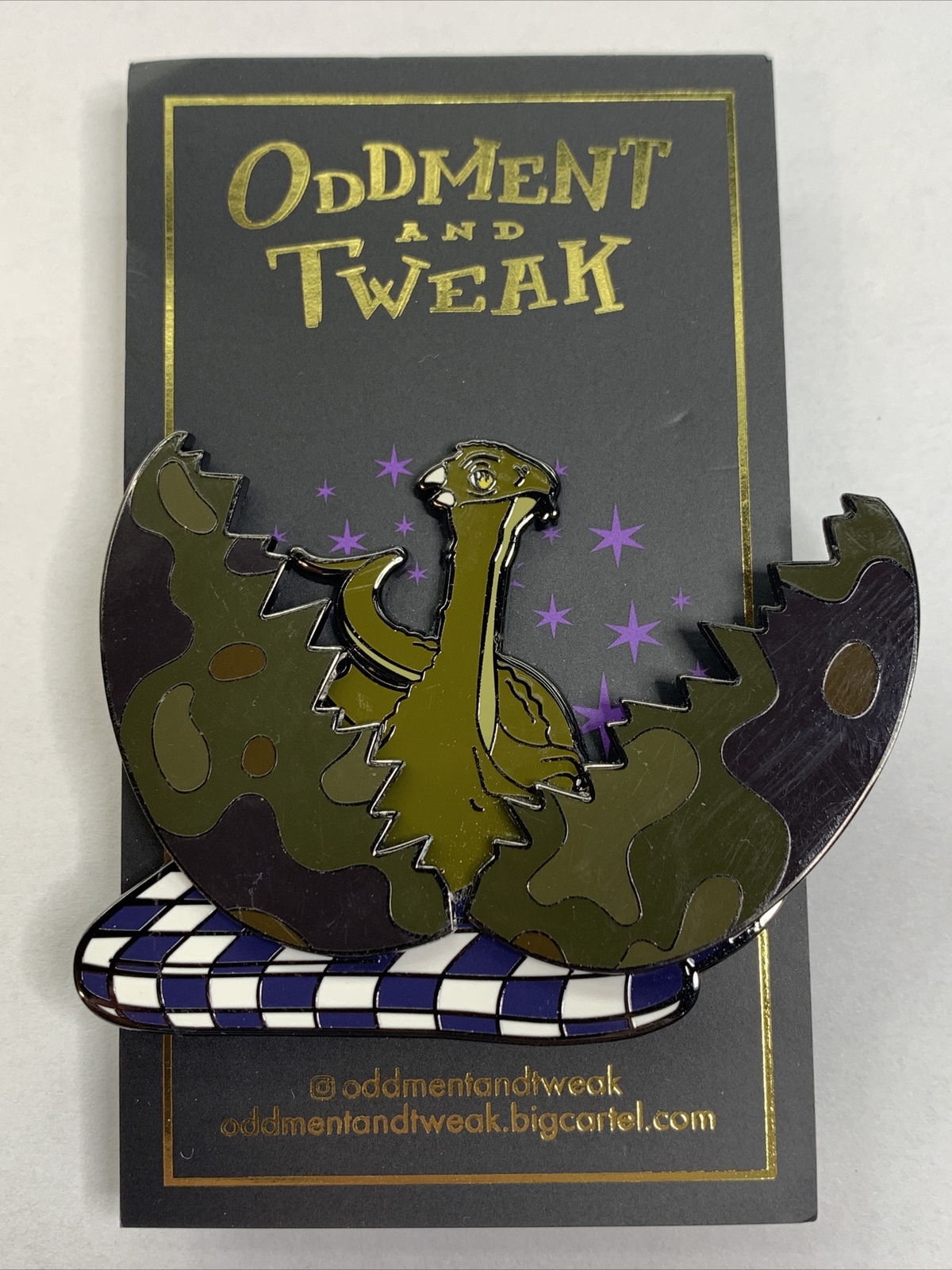 Harry Potter Pin Oddment & Tweak Baby Norbert Hatching Movable Egg | eBay