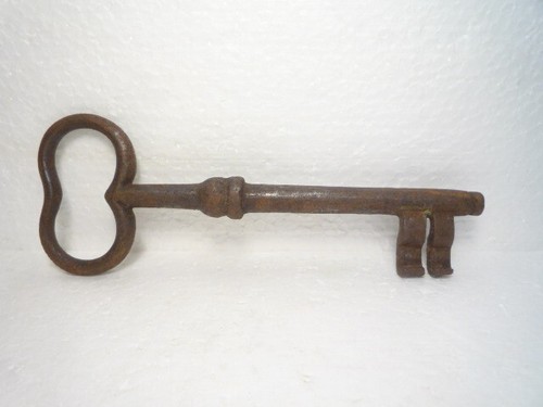 ANTIQUE BIG KEY FOR BIG LOCK 1880s / 1900s | eBay