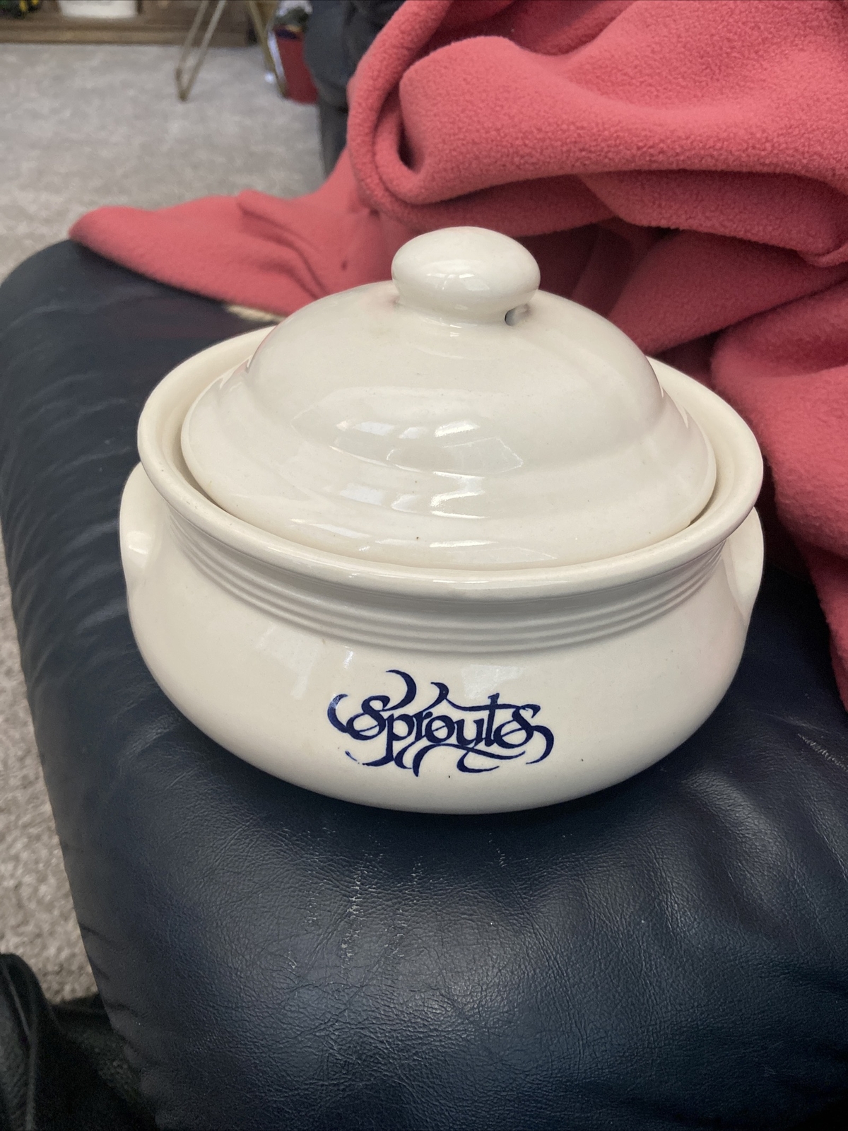 Sprouts Collectible Hull Pottery Casserole Covered Dish Crooksville ...