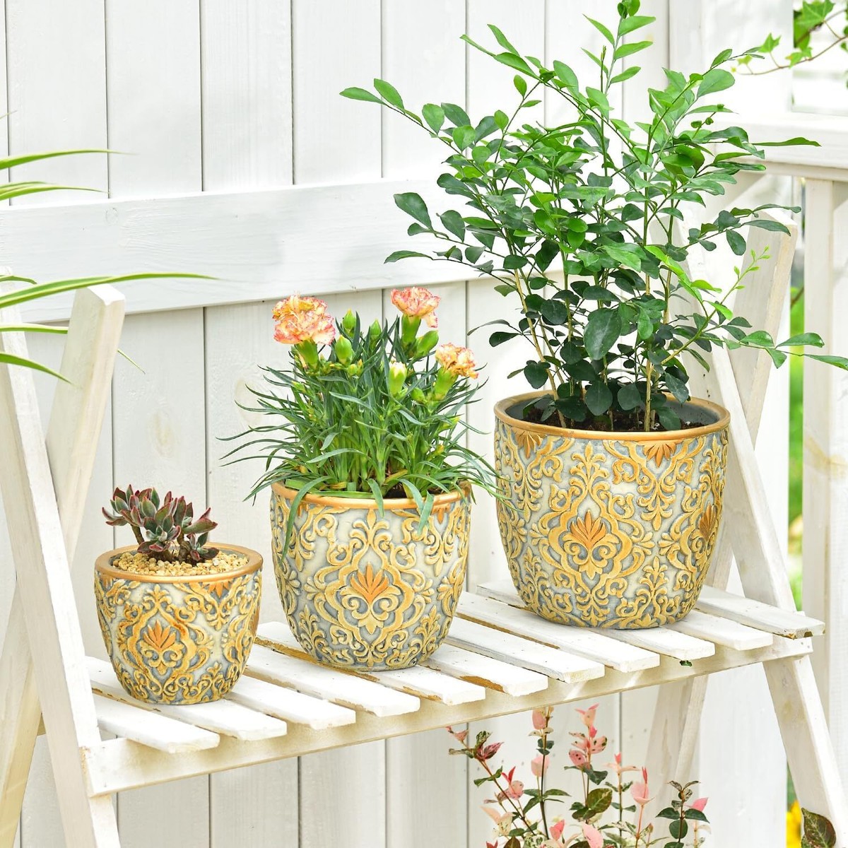 Embossed Plastic Flower Pots
