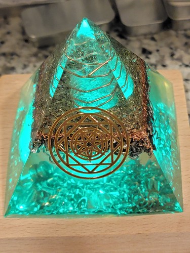 Orgonite pyramid EMF Protection Blocker Tower Buster Genuine Quartz W ...