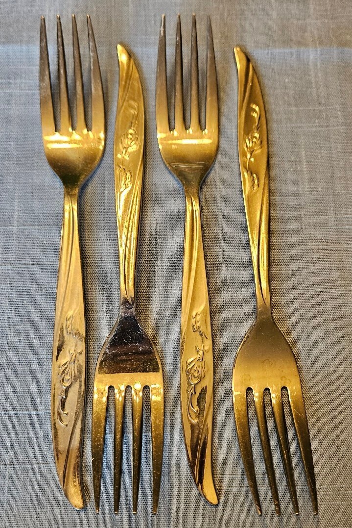 Set Of 4 Vintage Castle Court Stainless Flatware Hong Kong Roseglow ...