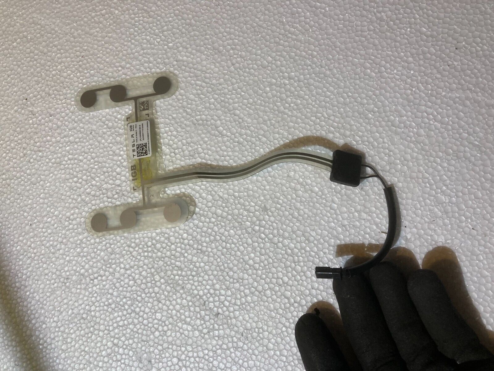 2018-2022 TESLA 3 Y DRIVER SEAT OCCUPANCY SENSOR 1099592-00-D 5736 B65 ...